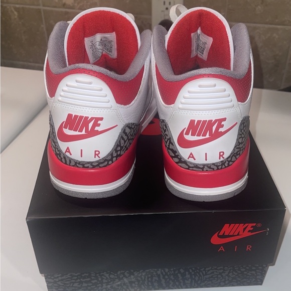 Jordan | Shoes | Air Jordan Red Cardinal Retro 3s | Poshmark